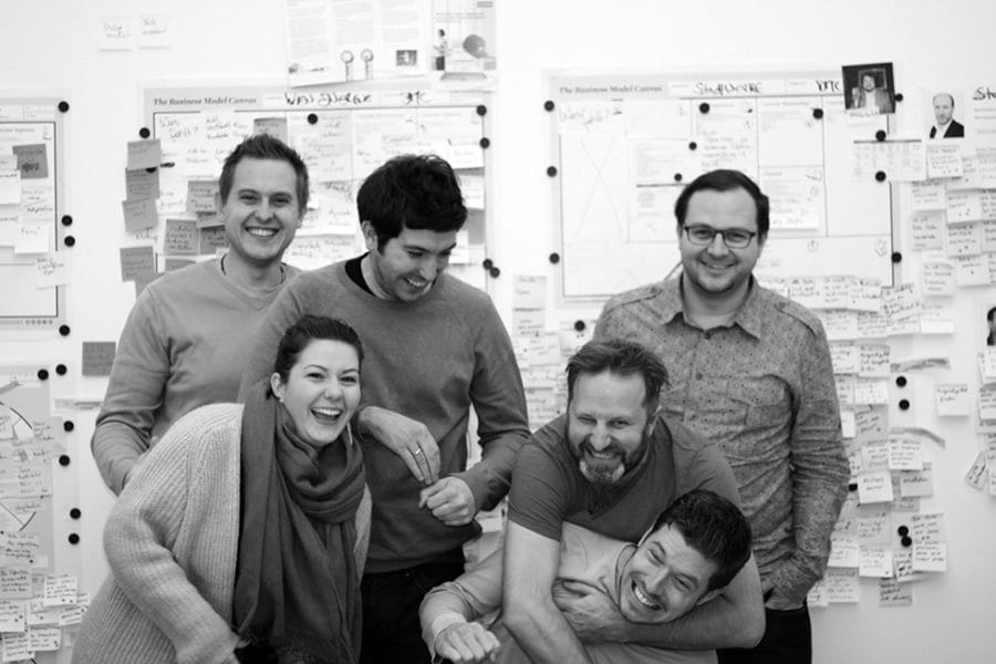 Winning pitches with focused teamwork | dmcgroup